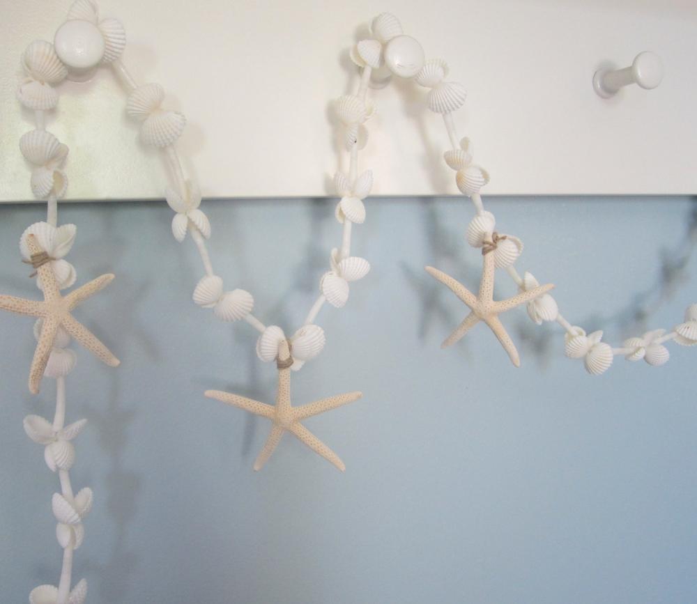 Beach Decor Seashell & Starfish Garland - Nautical Decor, White, 6ft W ...
